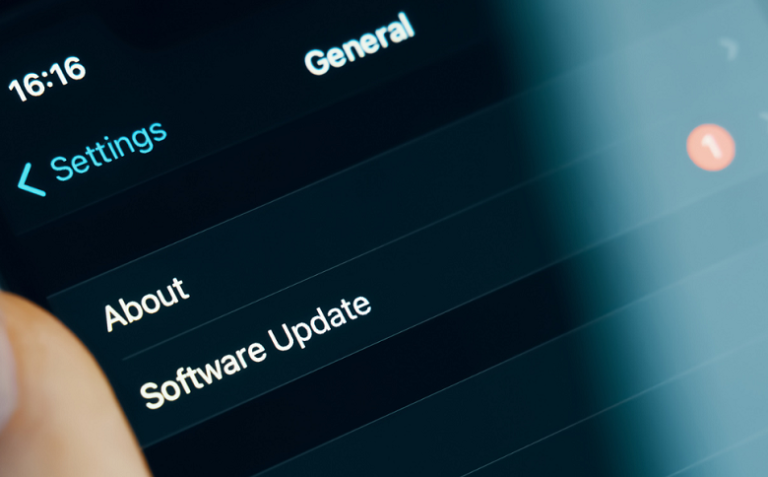 Why You Shouldn't Ignore Regular Software Updates - ItsMngTalk